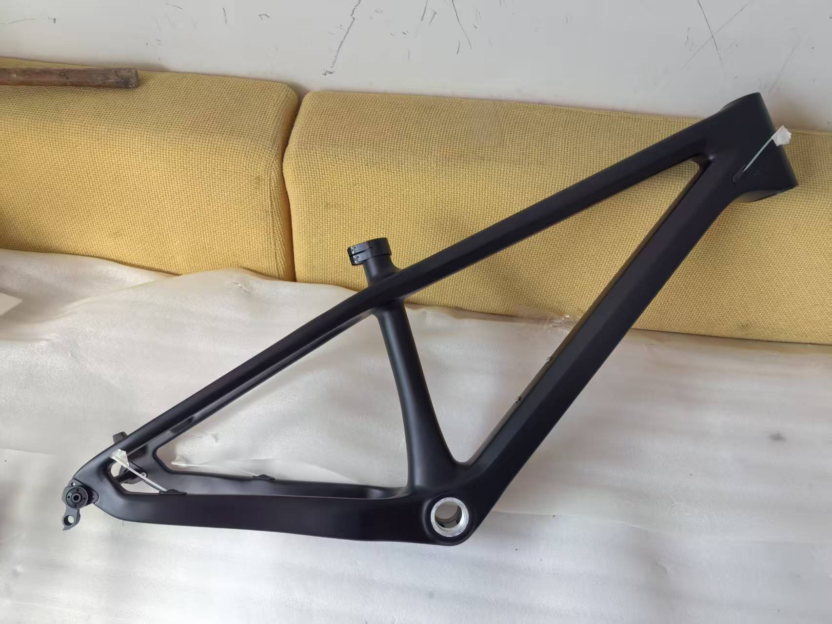 24er Carbon Kids MTB Frame - Lightweight 1.0kg Hardtail