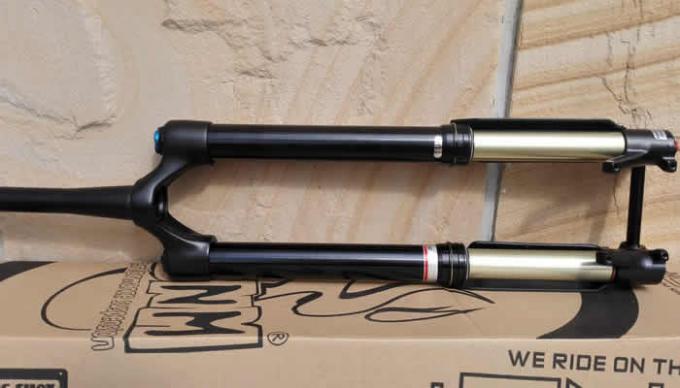 DNM USD-6 Air Suspension Fork 140-160mm Travel 15x100 or 20x110 Dropout